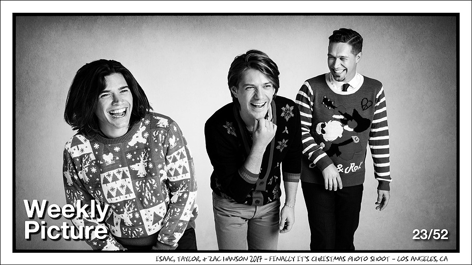 Christmas Album Out Tomorrow! - HANSON.NET